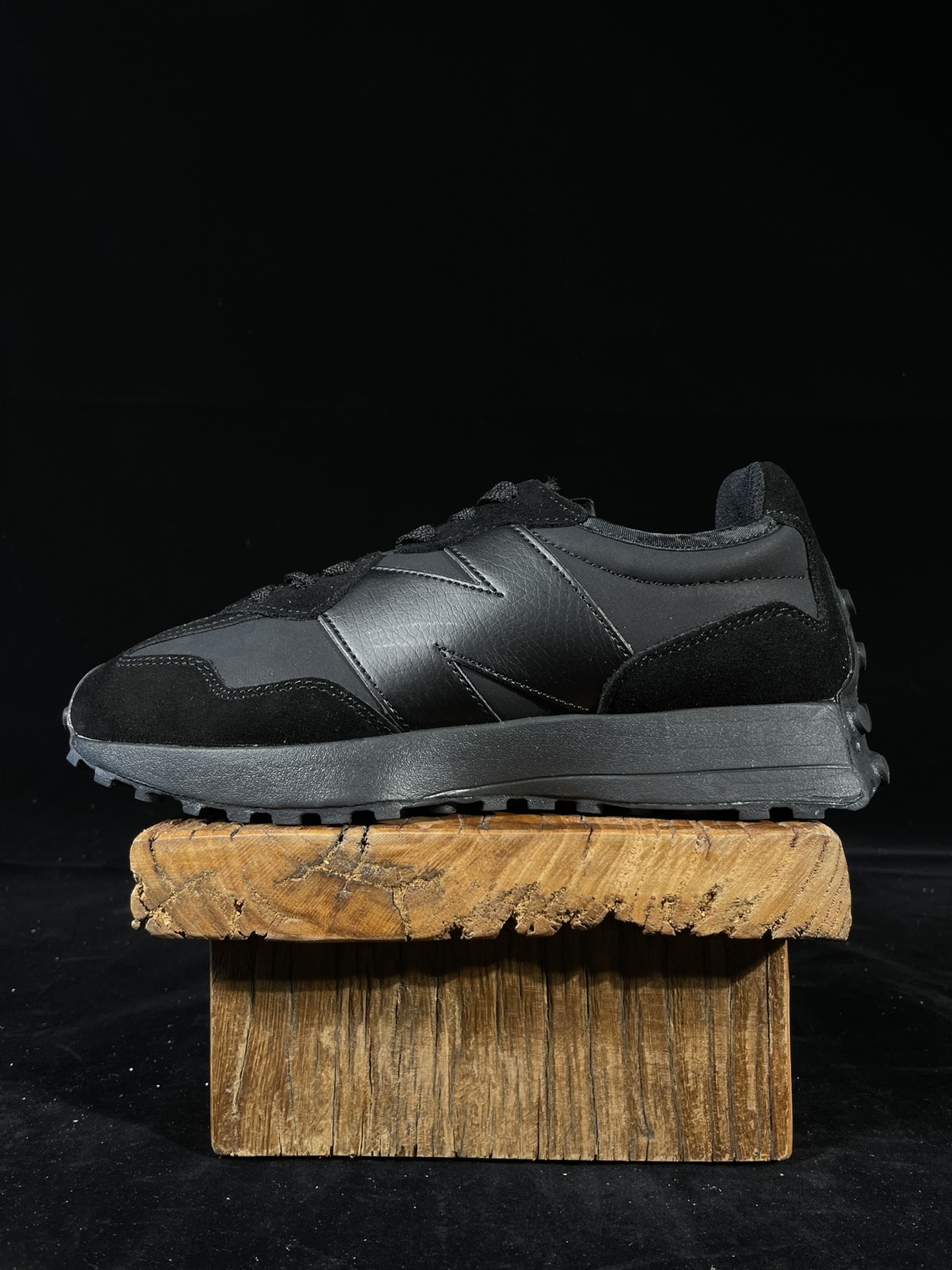 NB 327 BLACK - Rainbow Sneakers